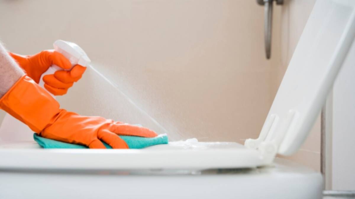 Además de agua oxigenada y bicarbonato, este producto elimina el sarro ...