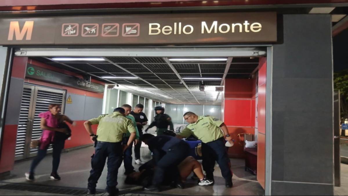En video: funcionaria de la PNB hiere accidentalmente a una joven en ...