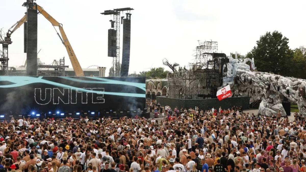 ¡Tragedia en Tomorrowland! Inauguración del festival deja una mujer sin ...
