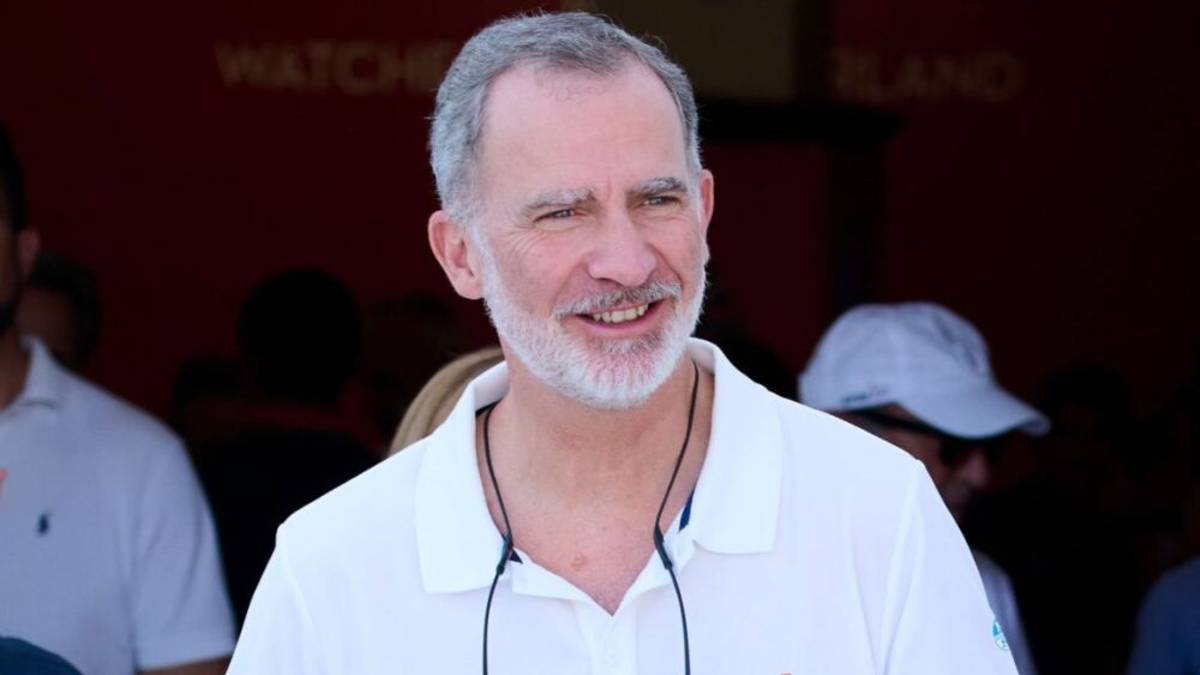 El video viral del rey Felipe VI cantando tema de José Luis Perales en ...
