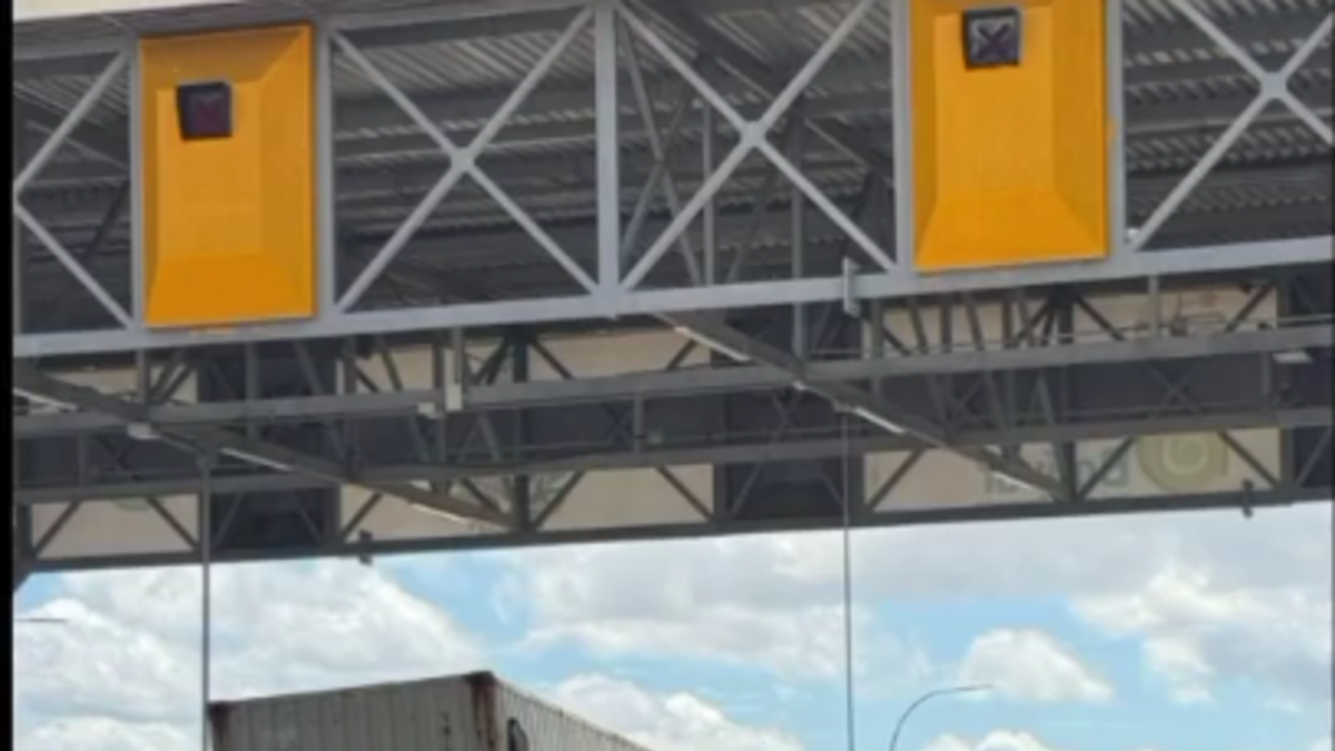 Gandola con productos Clap se estrella en peaje de Anzoátegui