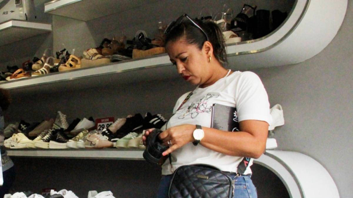 Padres están activos con la compra de zapatos escolares con Cashea: conozca las tiendas y precios