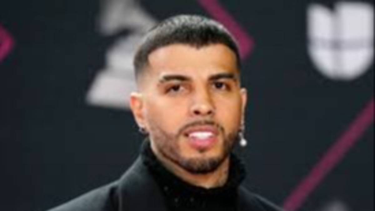 Así celebra Rauw Alejandro el éxito de su nuevo disco