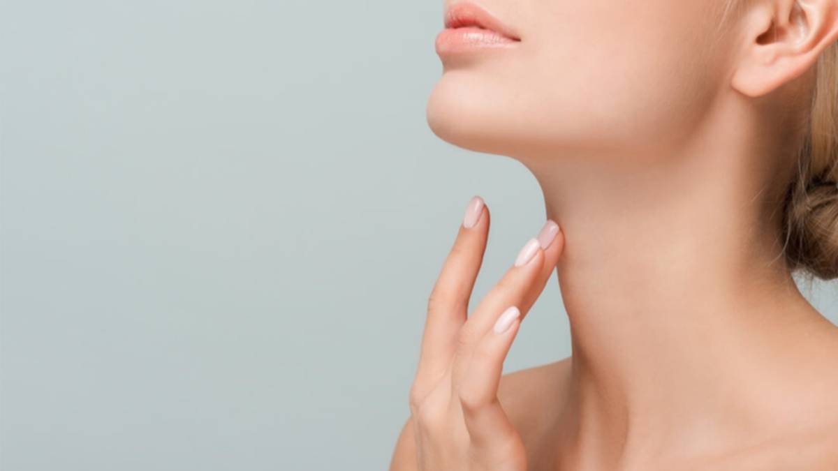 Dile adiós a la papada usando estos efectivo método sin cirugía